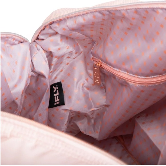 IFLY | Bags | Ifly Travel Weekender Bag With Adjustable Shoulder Strap ...